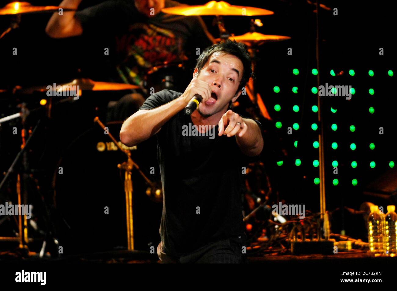 Doug Robb of Hoobastank perform at the Wiltern in Los Angeles. Credit ...