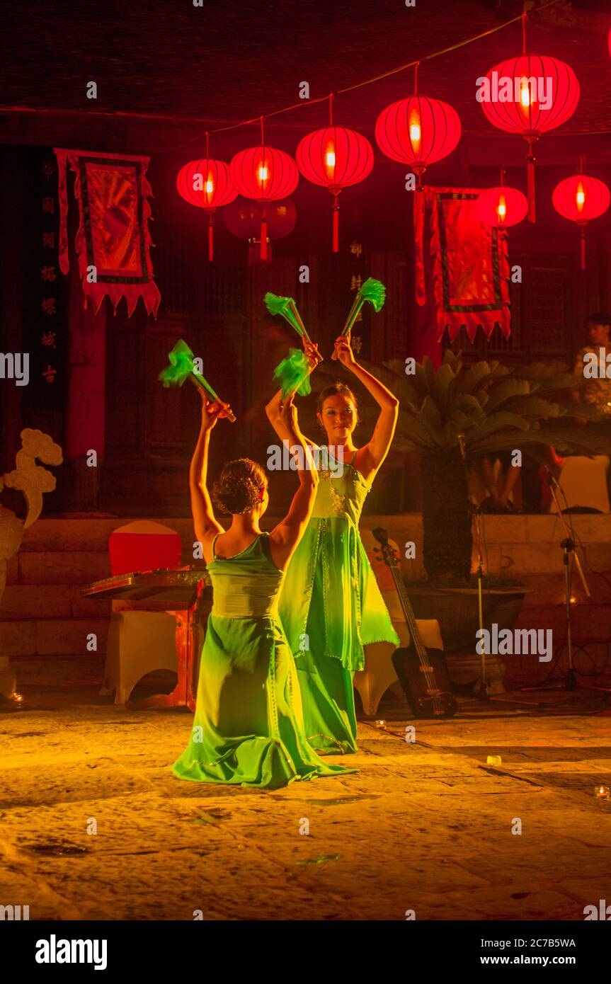 A cultural dance performance in Hanoi in North Vietnam Stock Photo - Alamy