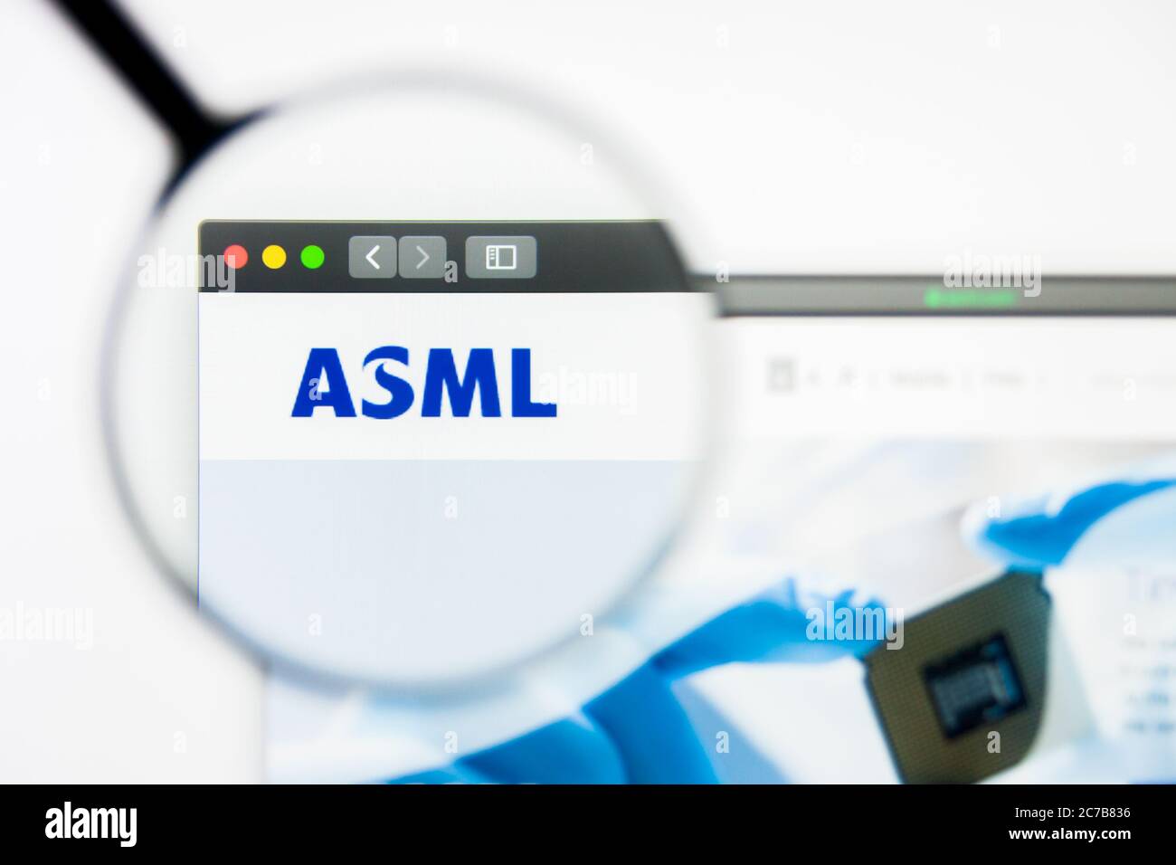 Asml holding logo hi-res stock photography and images - Alamy