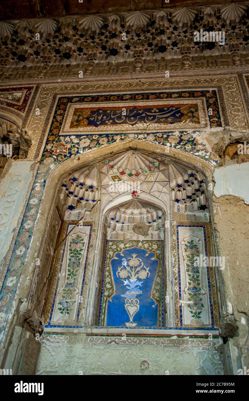 Traditional uzbek house hi-res stock photography and images - Alamy