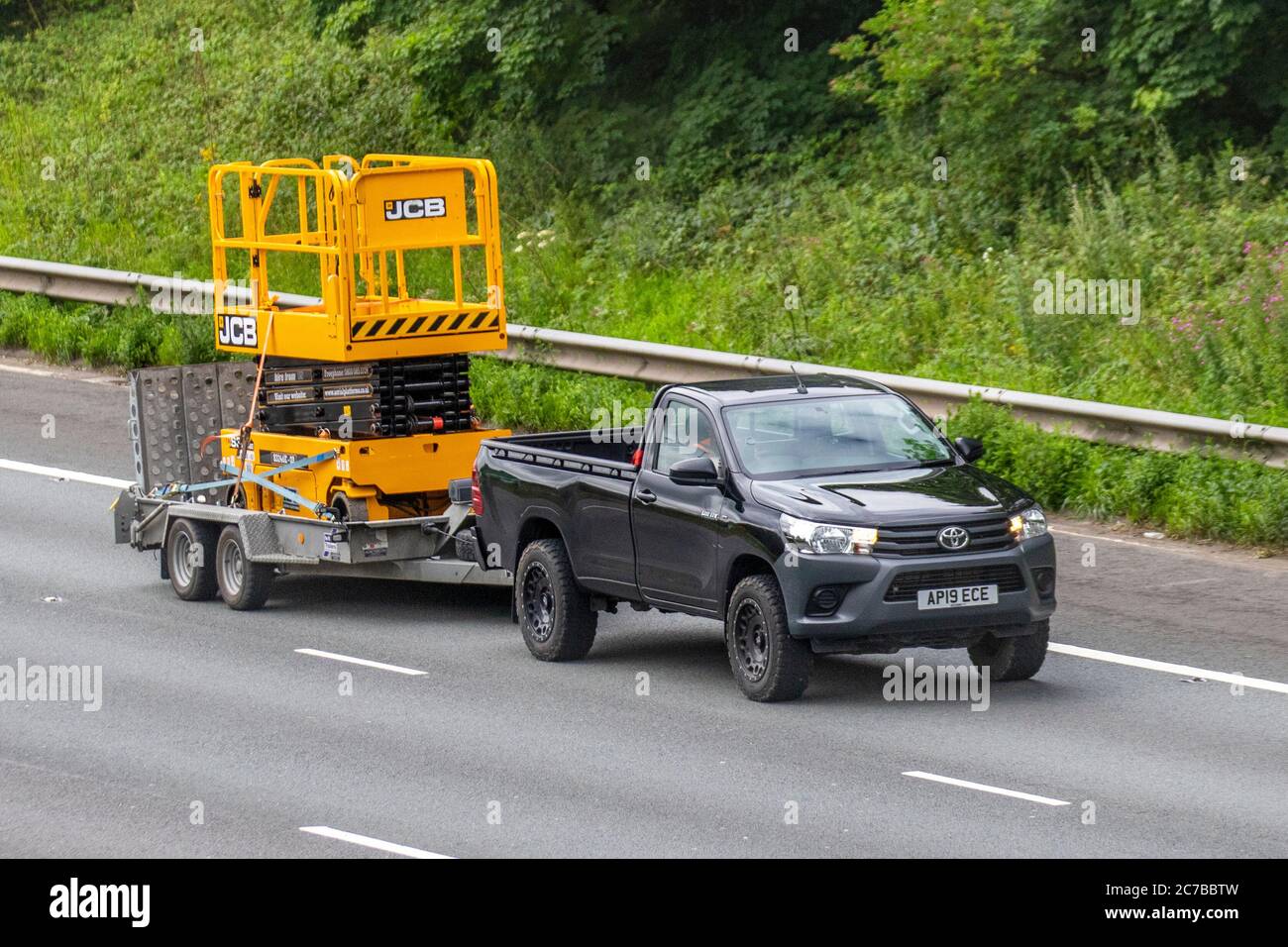 Jcb access scissor lifts hi-res stock photography and images - Alamy