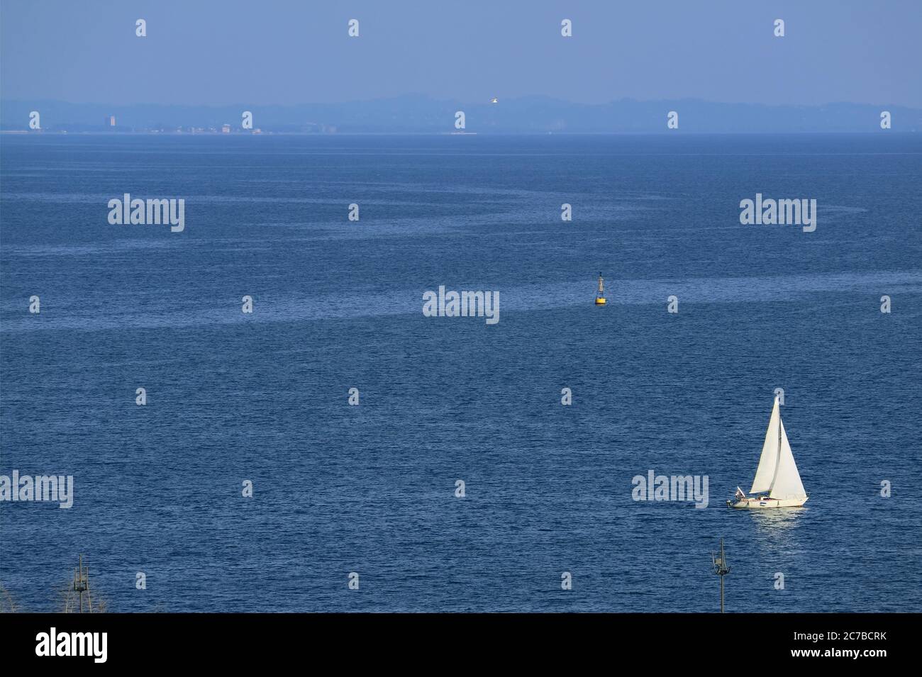 Aerial view beautiful calm sea hi-res stock photography and images - Alamy