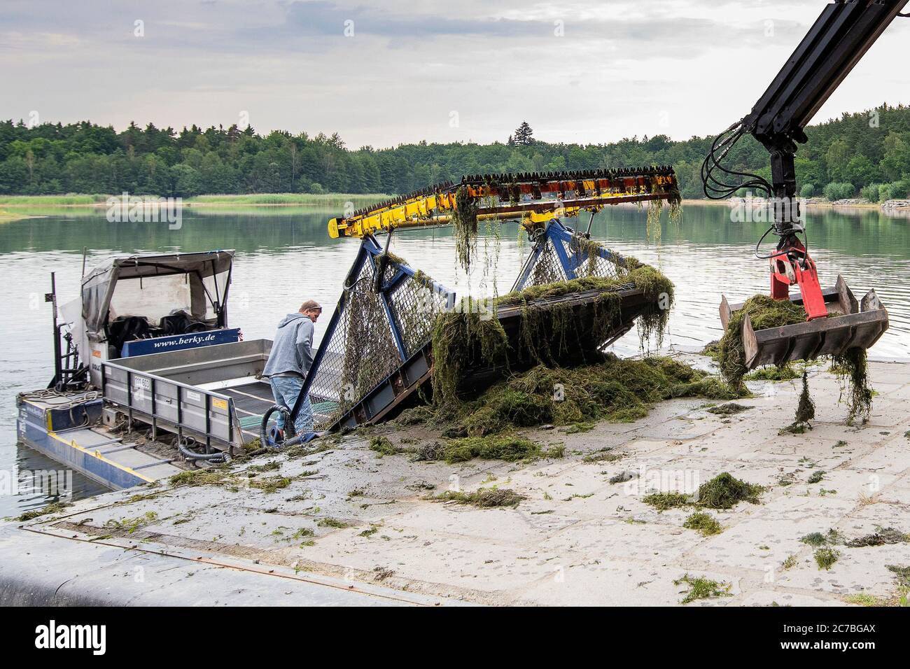 Aquatic weed harvester hi-res stock photography and images - Alamy