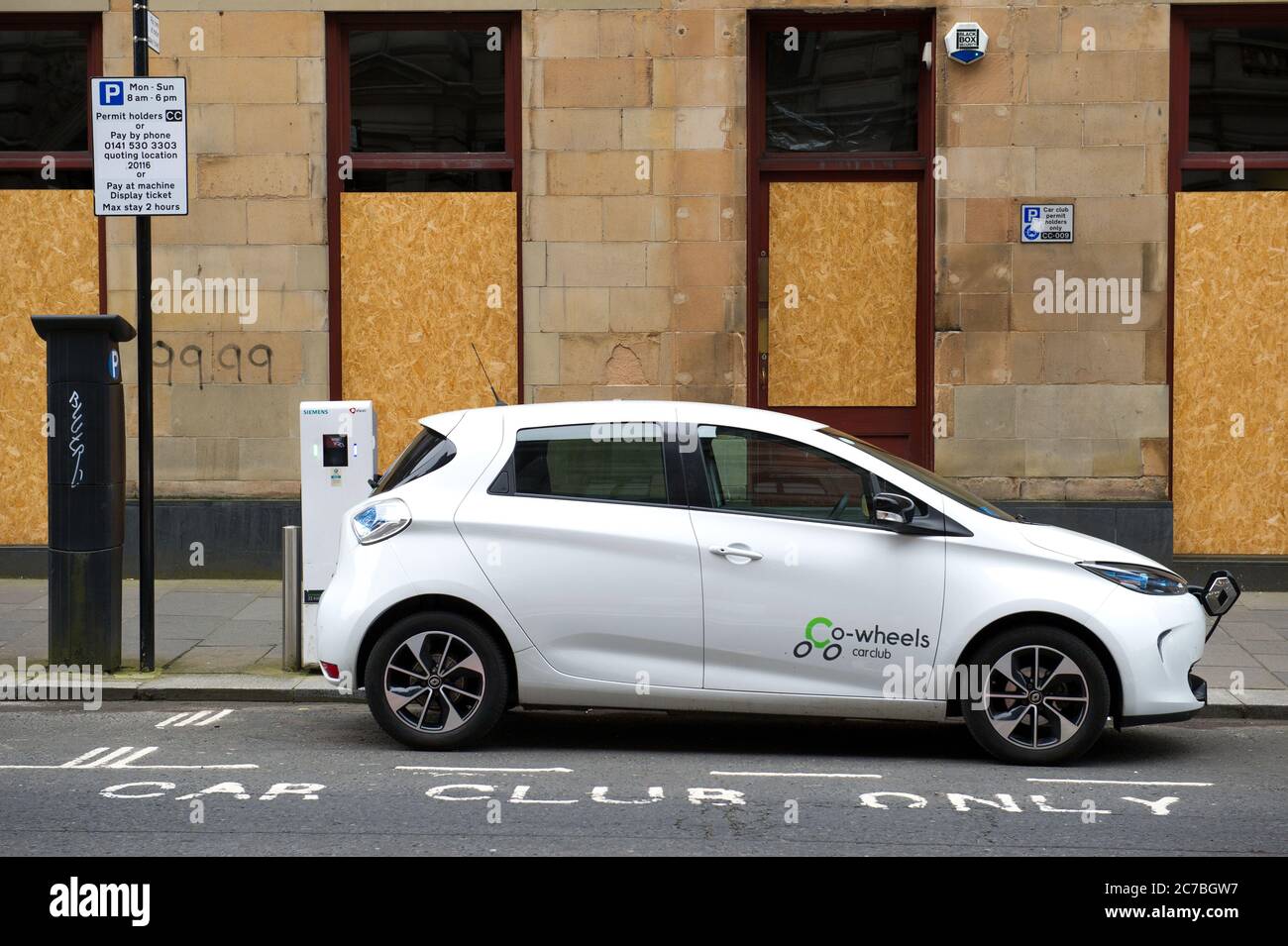 New charging points hi-res stock photography and images - Alamy