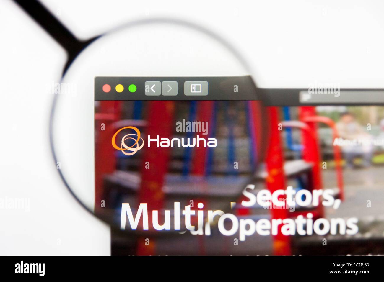 Hanwha logo hi-res stock photography and images - Alamy