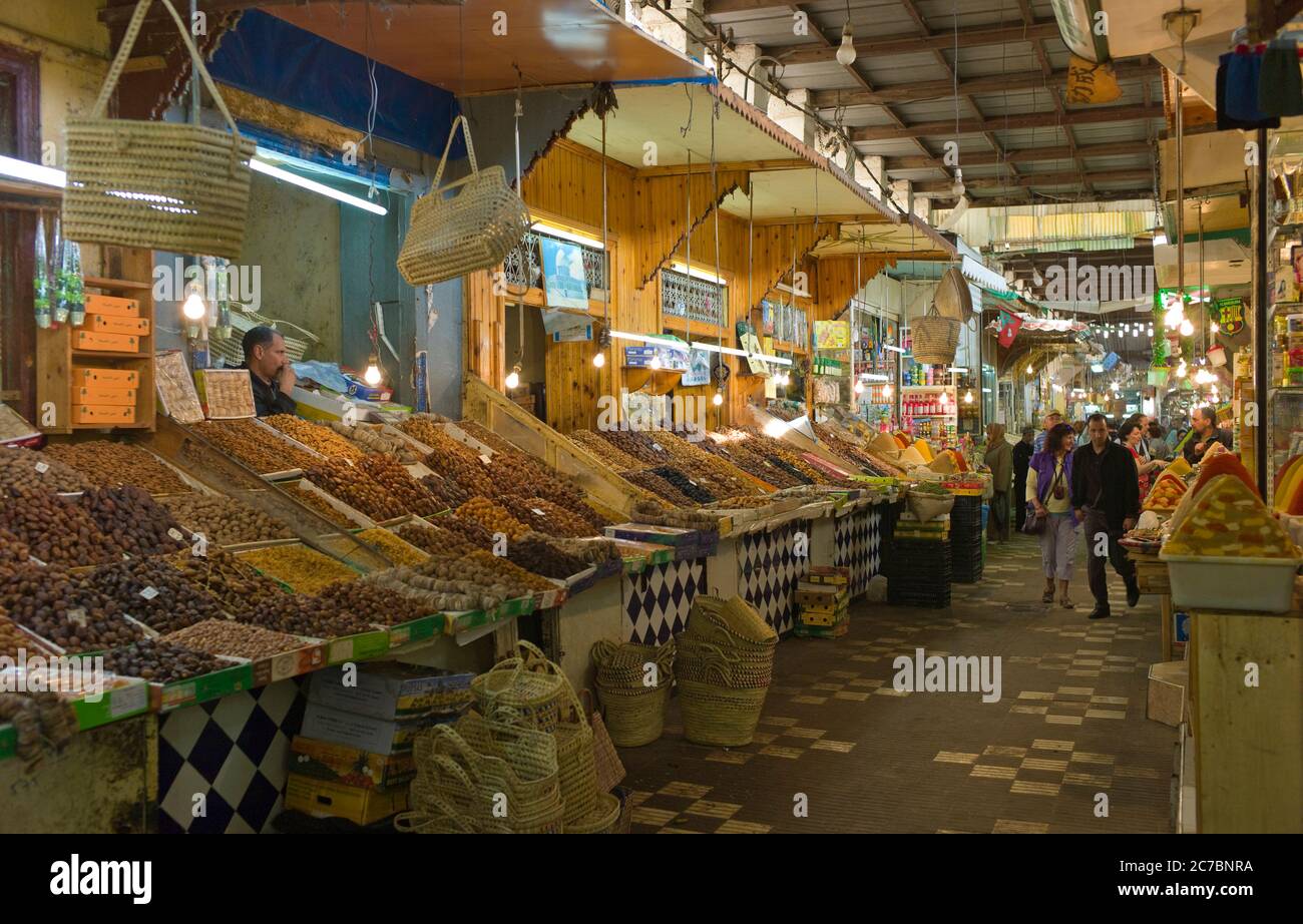 Indoor market (souk) in Marrakech, Morocco Stock Photo - Alamy