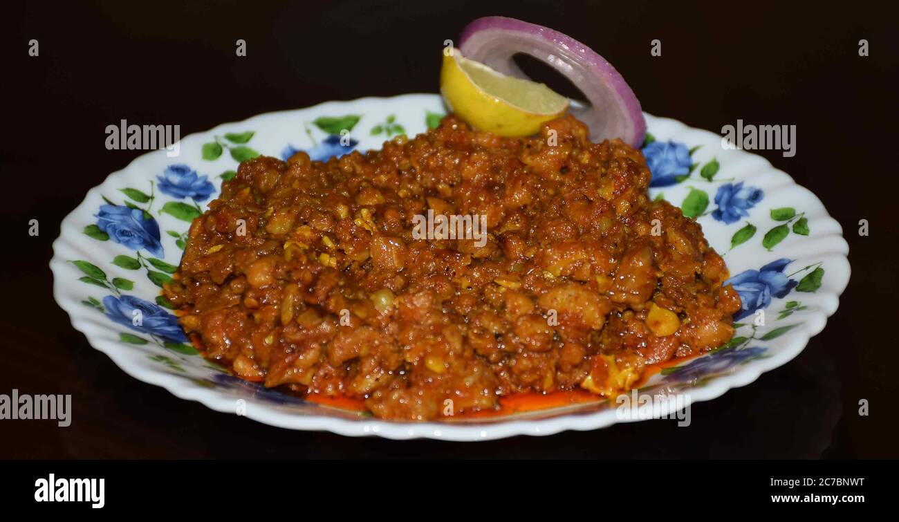 Mutton keema hi-res stock photography and images - Alamy