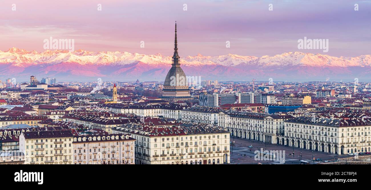 Italia: Torino skyline (Turin, Italy), cityscape at sunrise with ...