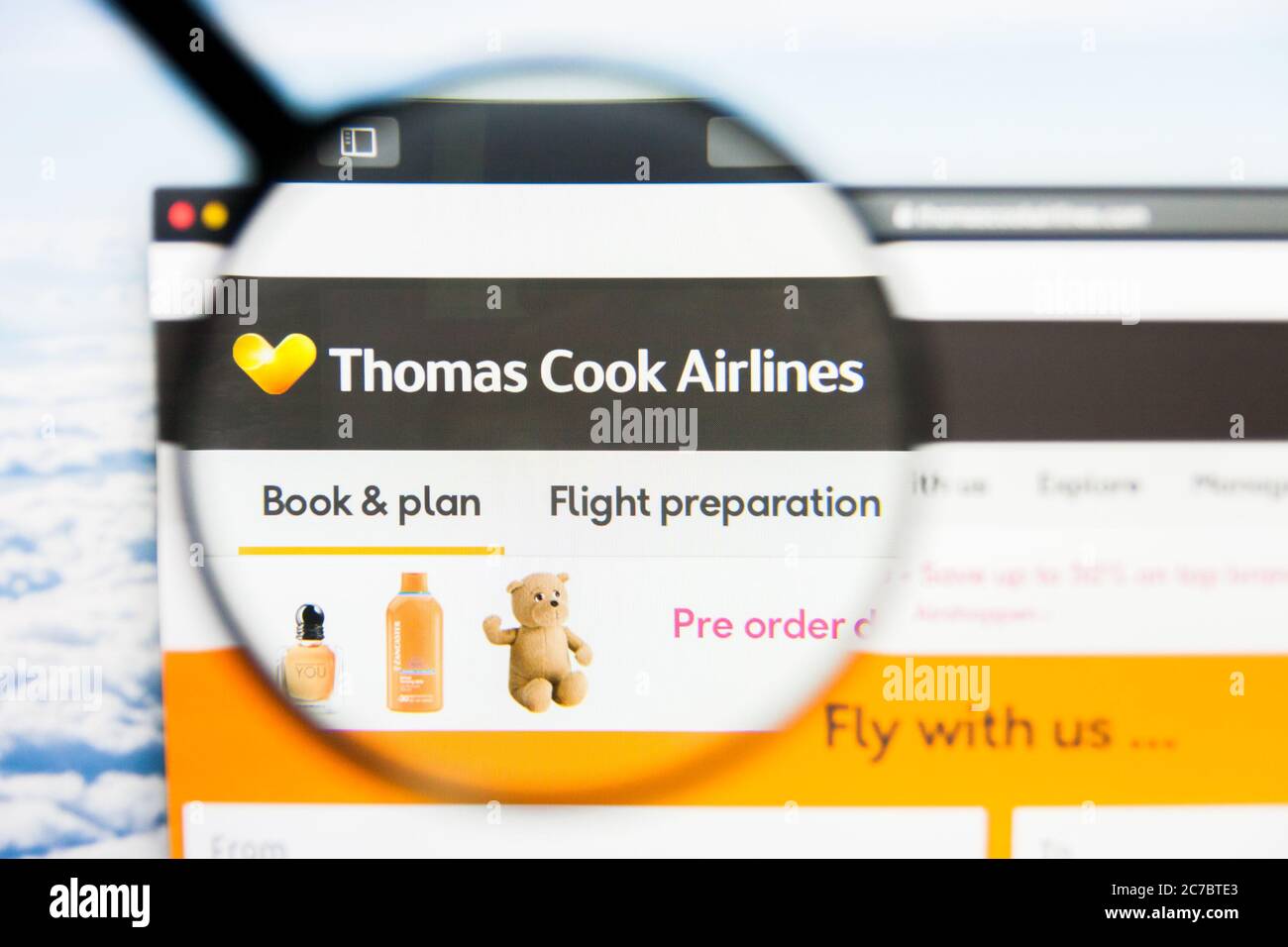 Logo thomas cook hi-res stock photography and images - Alamy