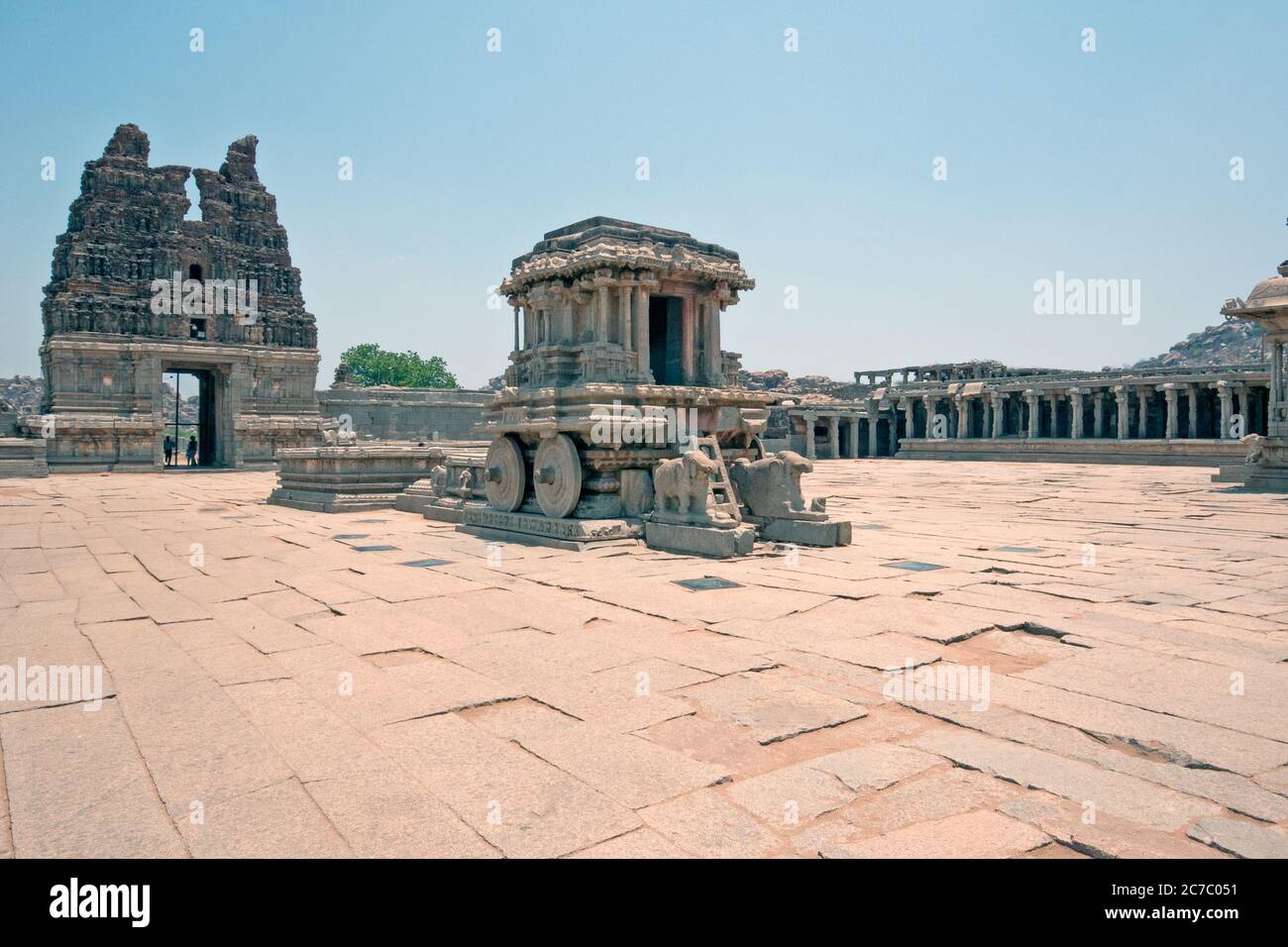 Stone chariot vittala temple hi-res stock photography and images - Alamy
