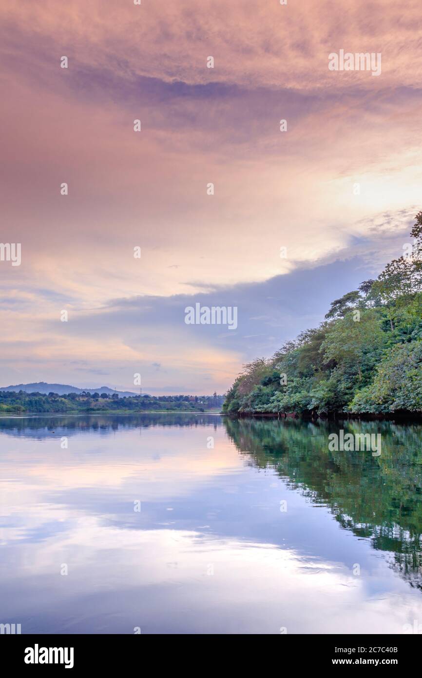 Victoria Nile River High Resolution Stock Photography and Images - Alamy