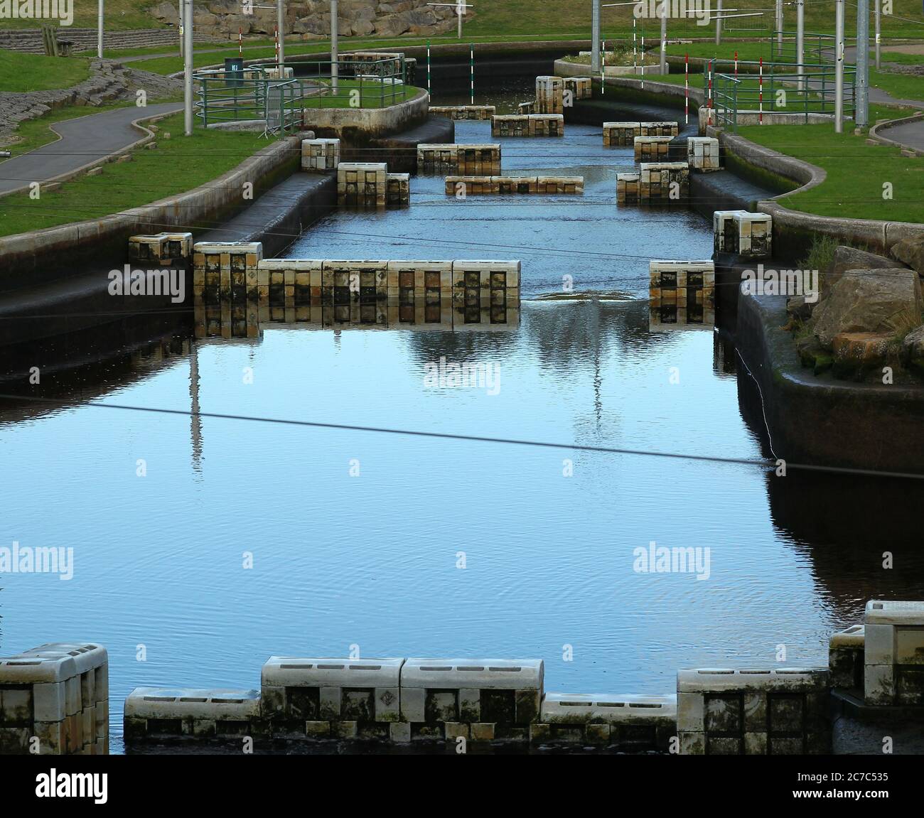 Tees barrage white water rafting hi-res stock photography and images ...