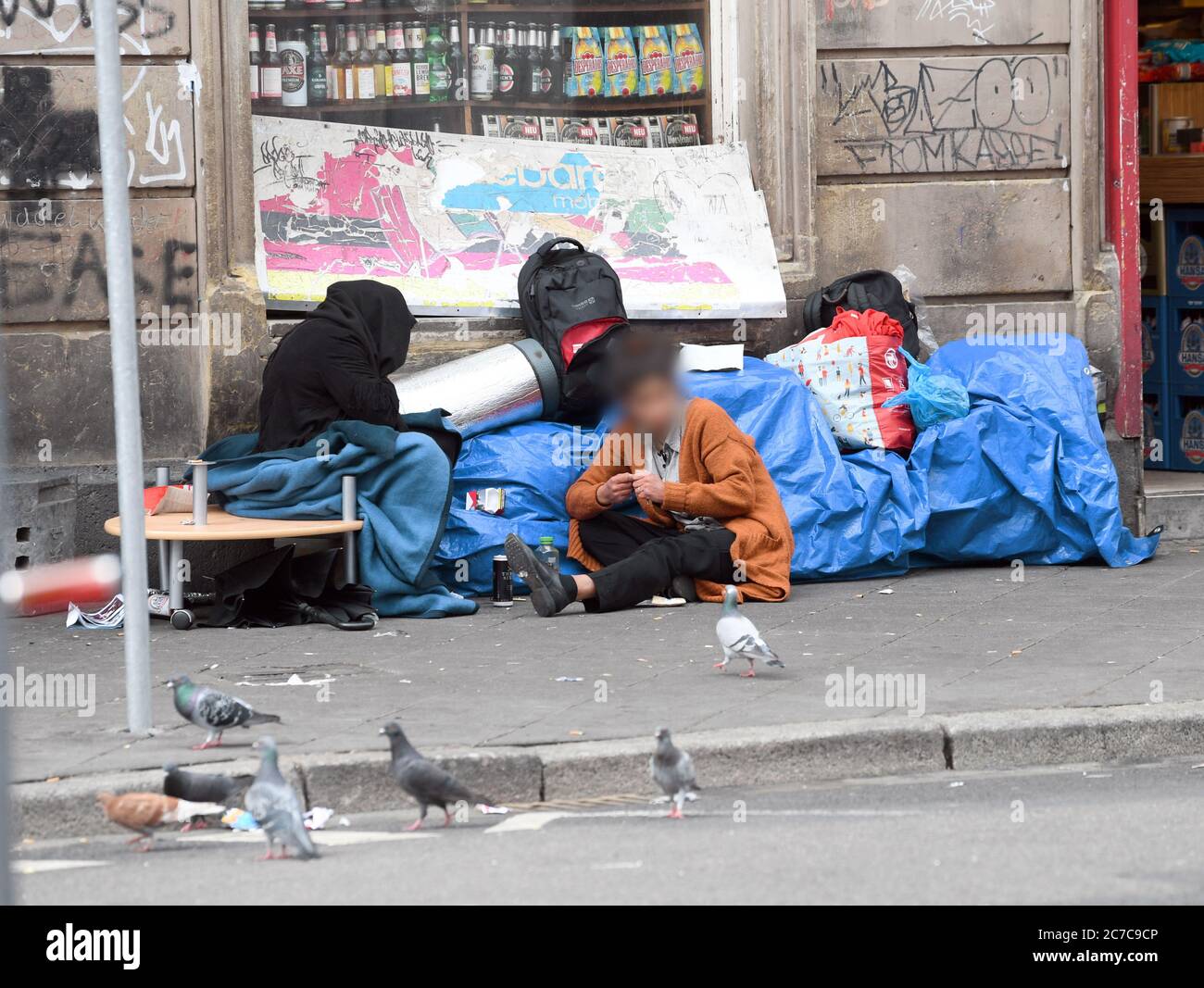 16 July 2020, Hessen, Frankfurt/Main: Drug addicts have settled in ...