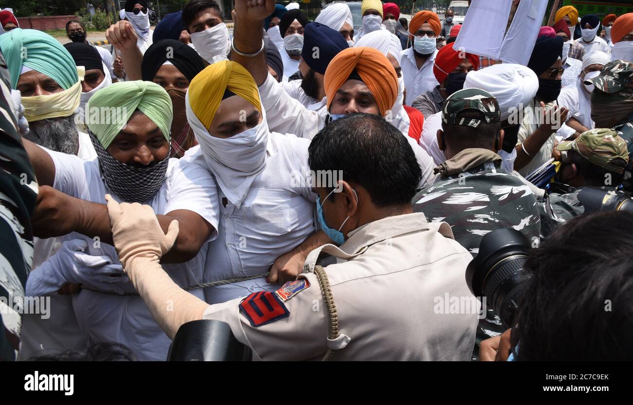 Sikh police hi-res stock photography and images - Alamy
