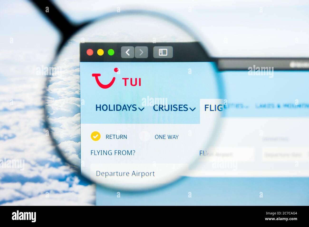 Tui logo hi-res stock photography and images - Alamy