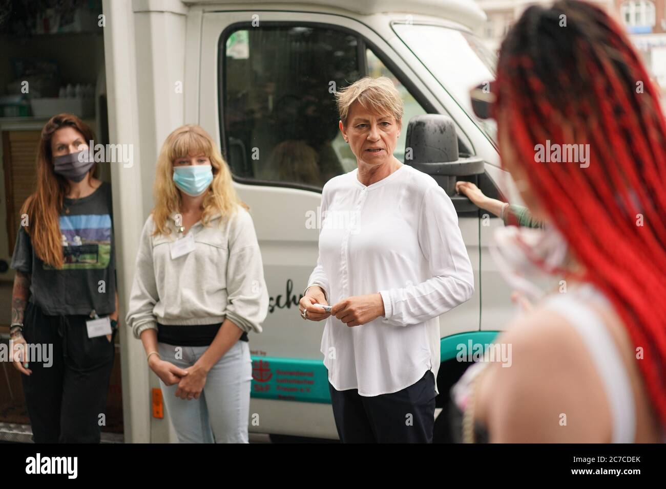 Berlin, Germany. 15th July, 2020. Elke Breitenbach (r, Die Linke ...
