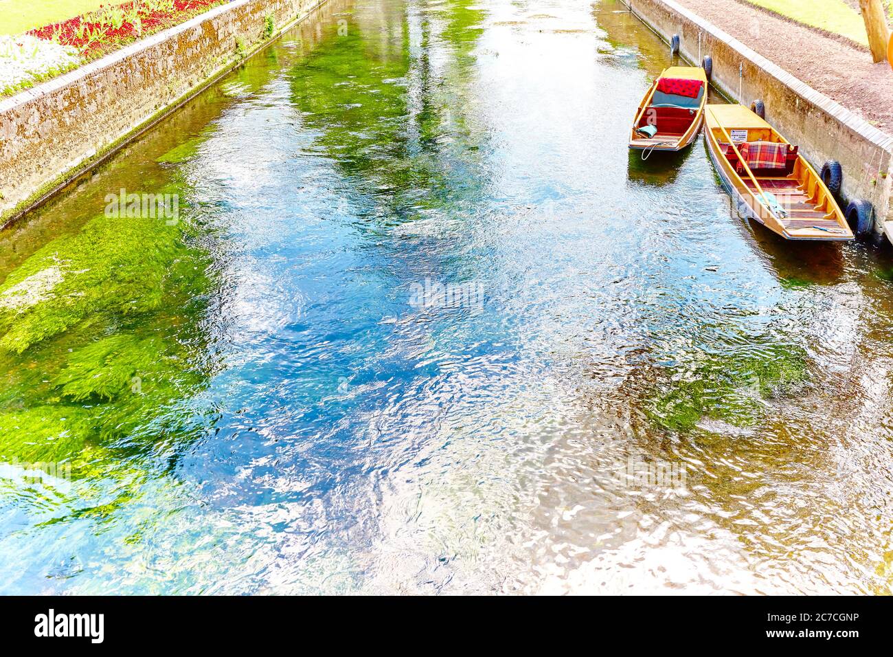 Medieval river boat hi-res stock photography and images - Alamy