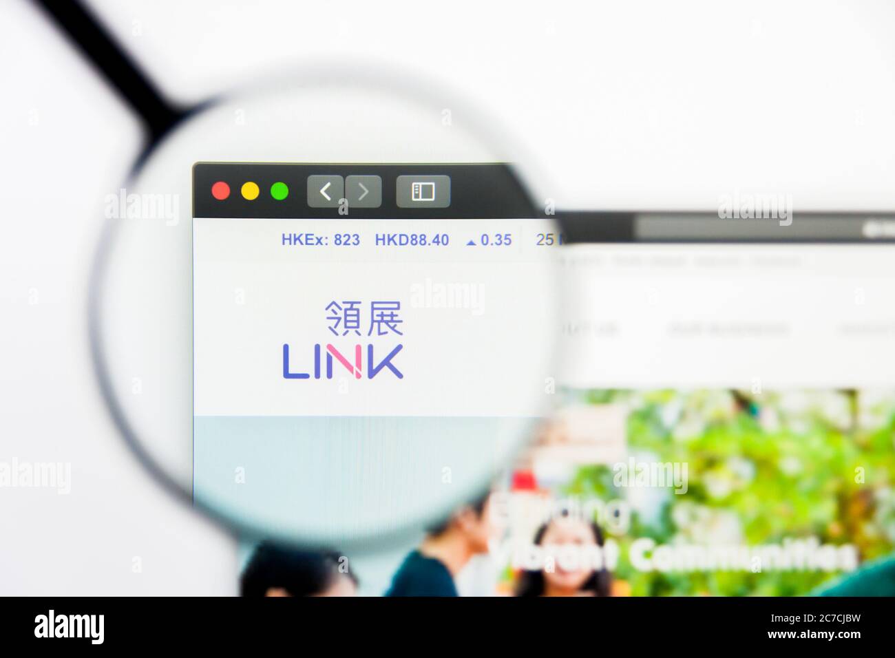 Link reit logo hi-res stock photography and images - Alamy