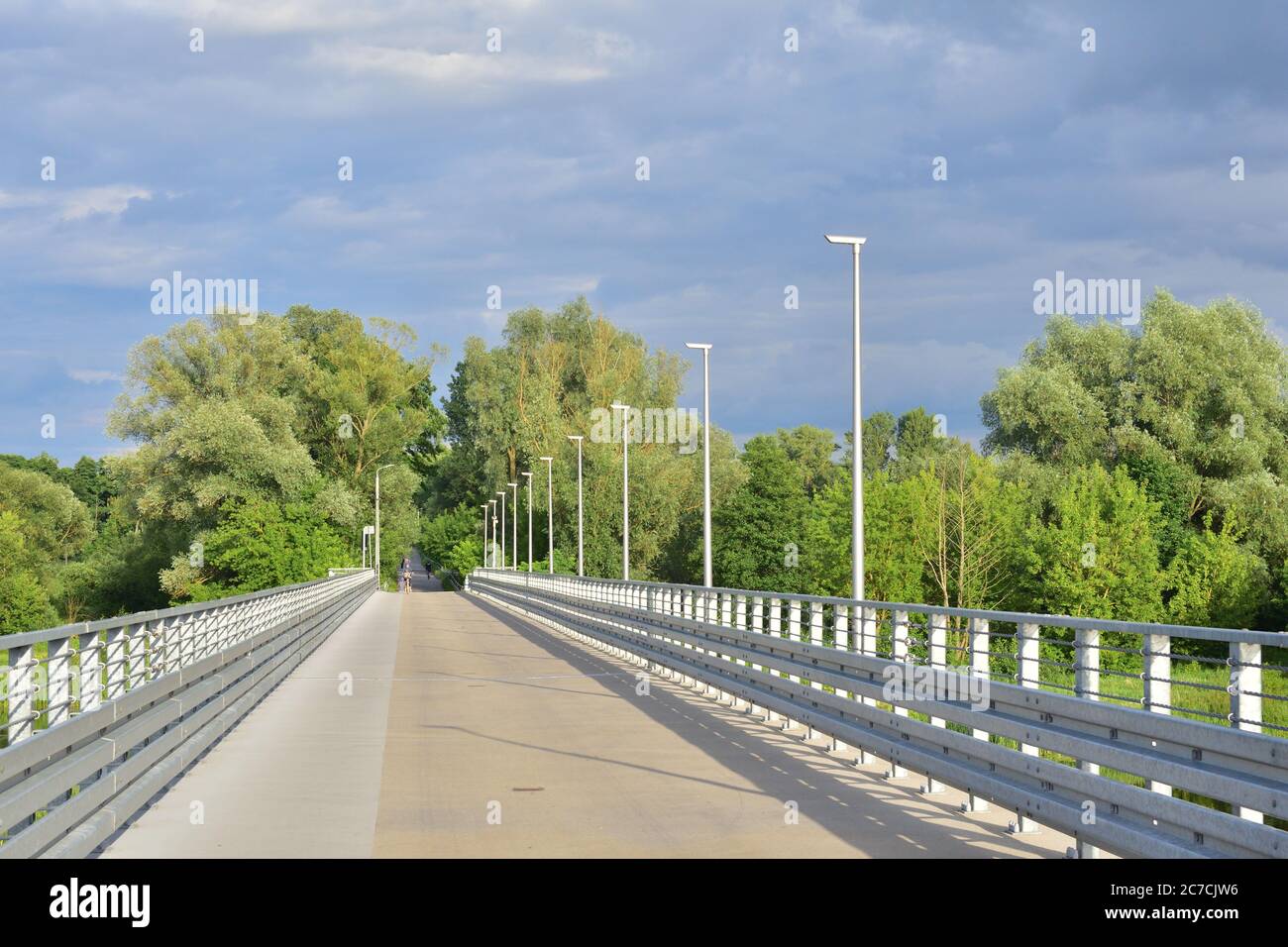 Empty bridge cloudy sky architecture hi-res stock photography and ...