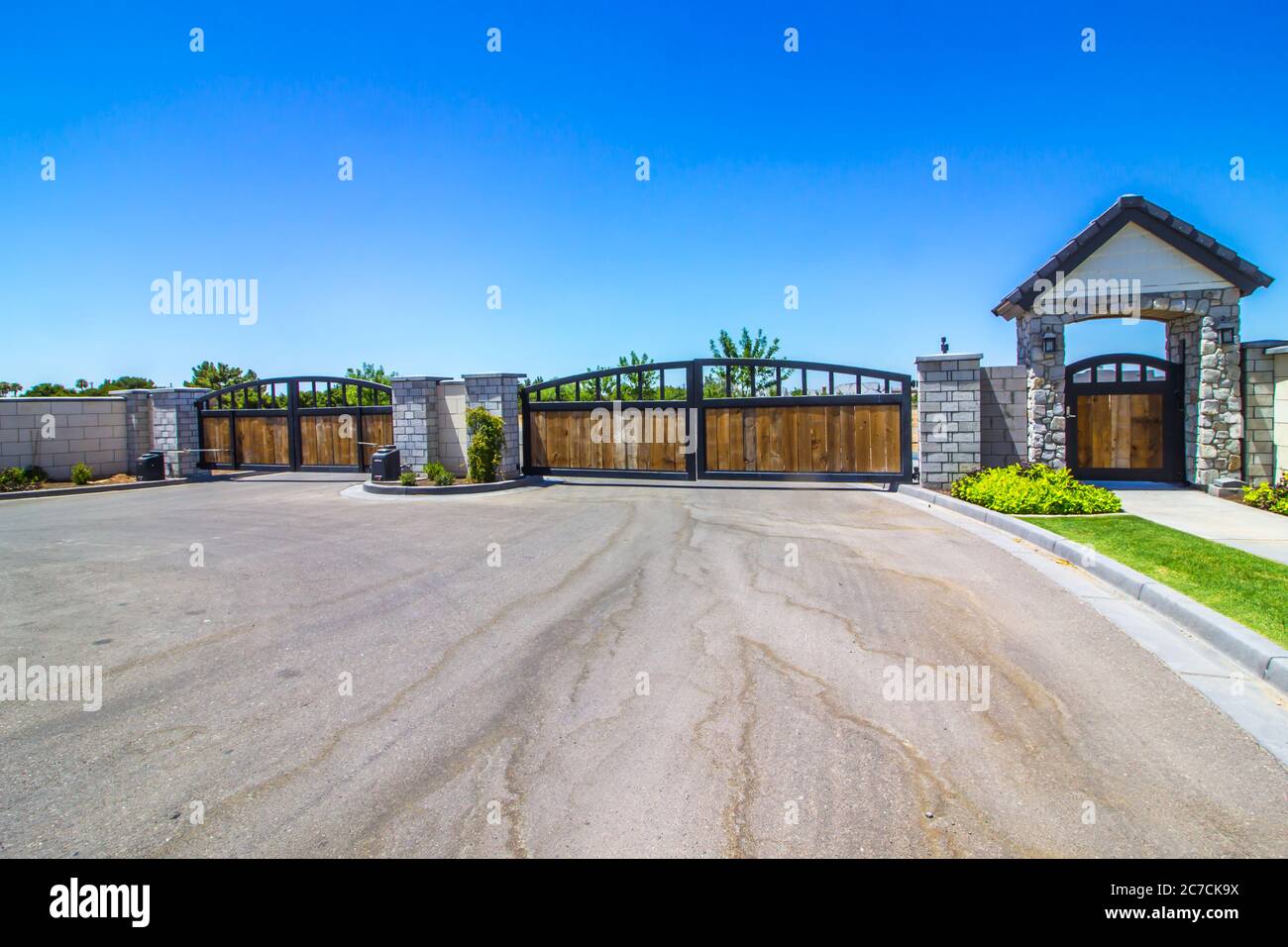 Wooden Gates High Resolution Stock Photography and Images - Alamy