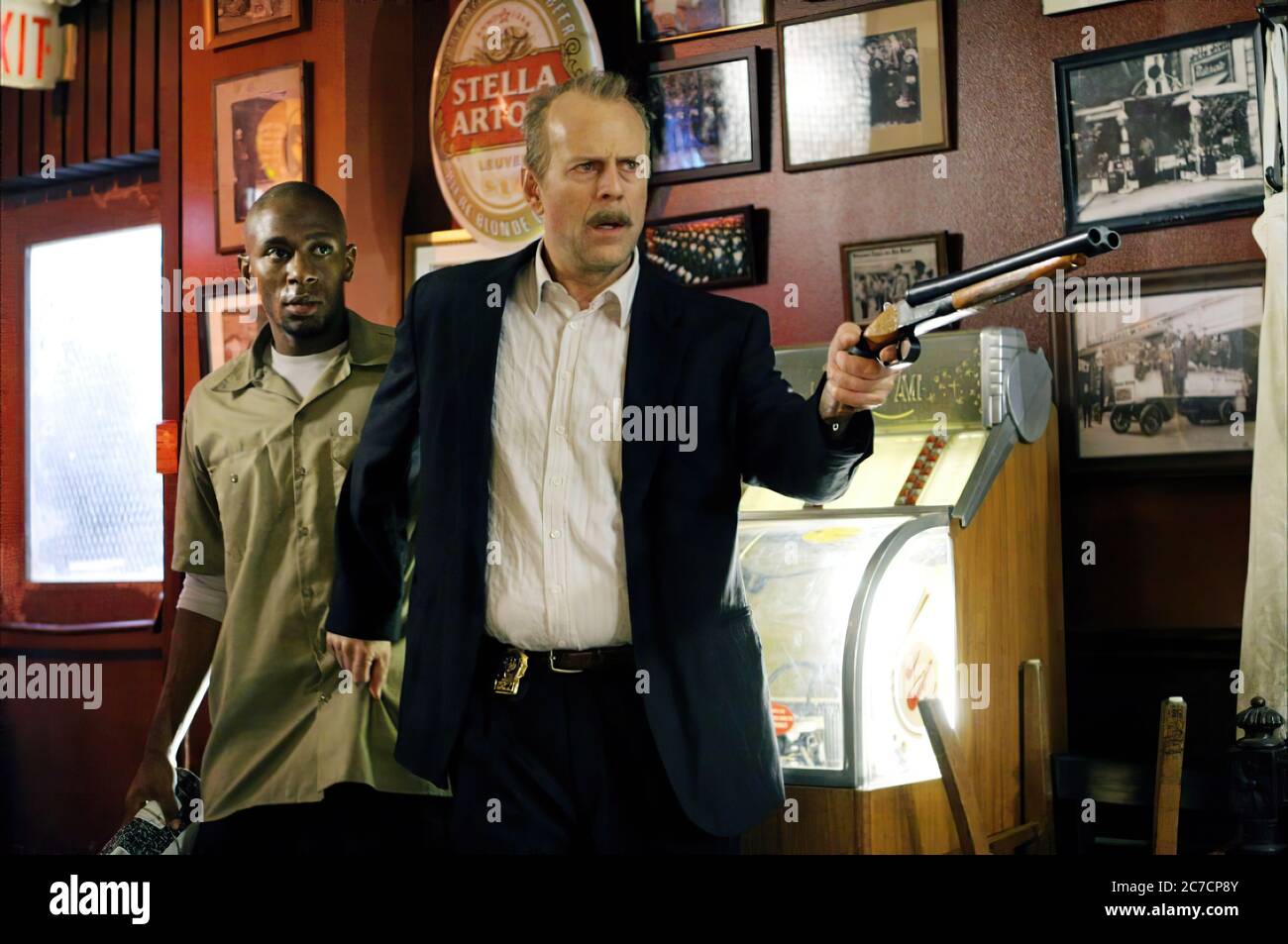 Bruce willis mos def 16 hi-res stock photography and images - Alamy