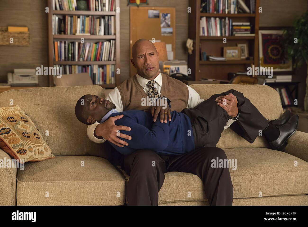 Dwayne Johnson Kevin Hart in Central Intelligence - Promotional Movie ...