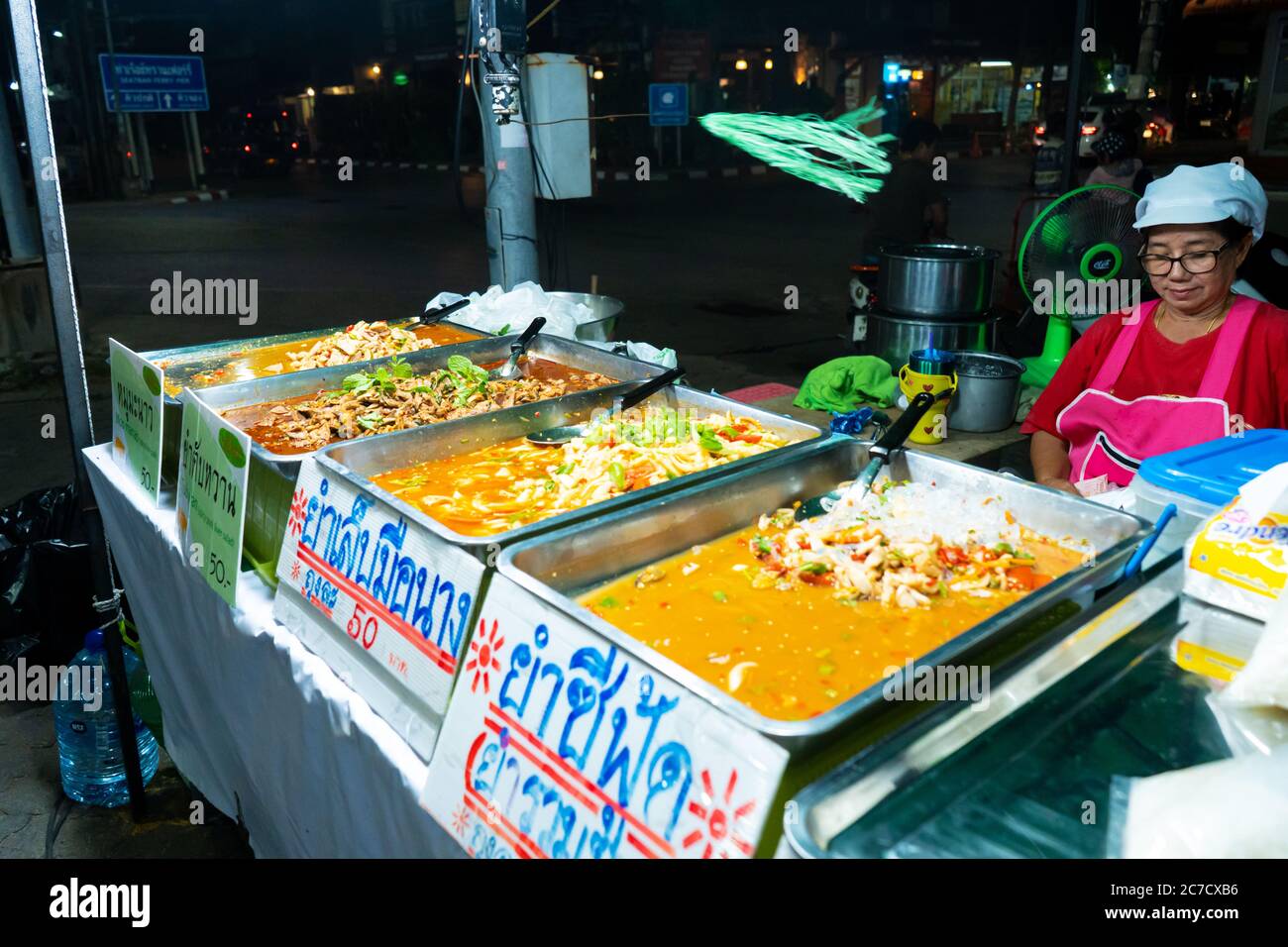 Hawker carts hi-res stock photography and images - Alamy