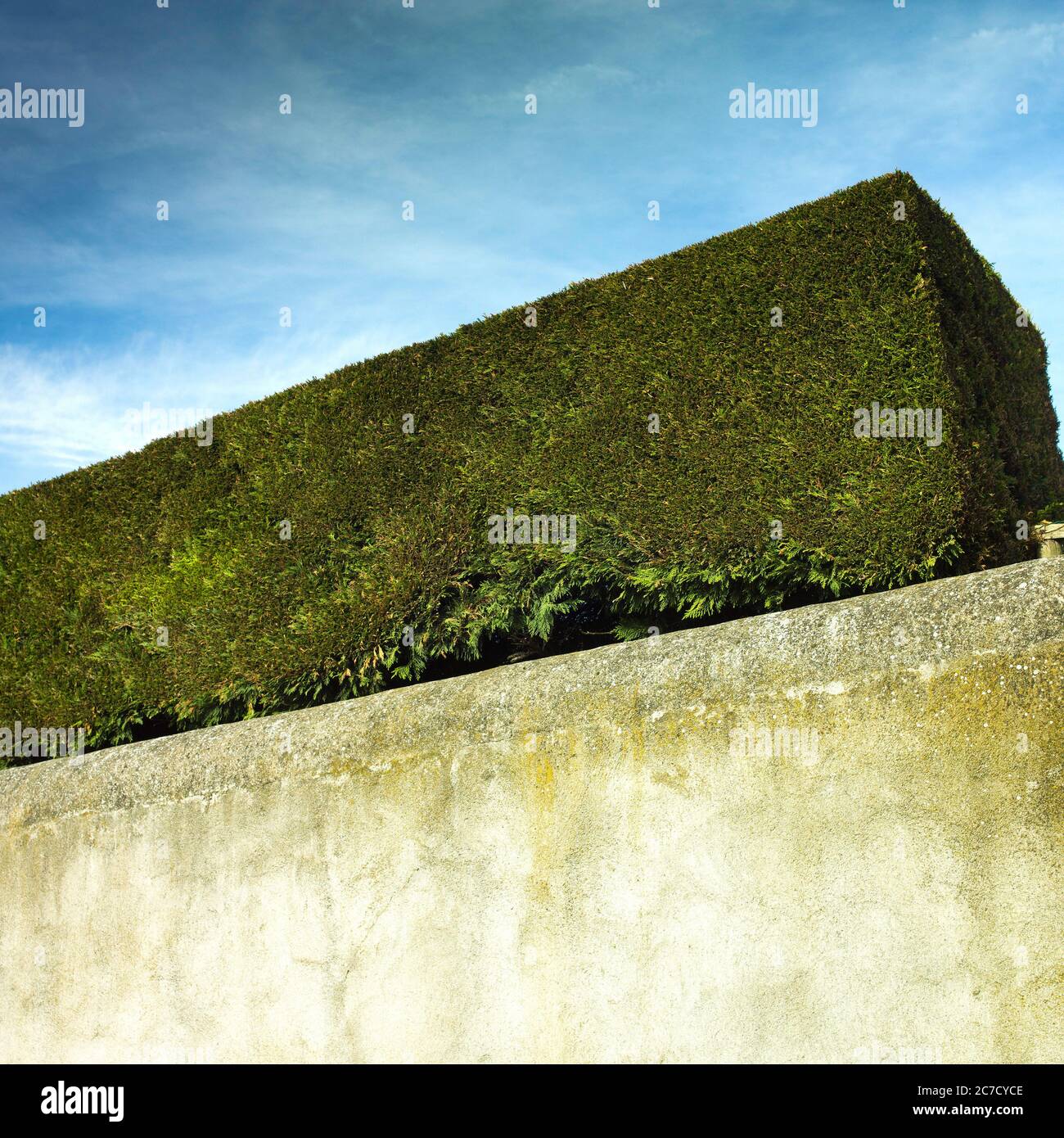 Outdoor boundary structure hi-res stock photography and images - Alamy