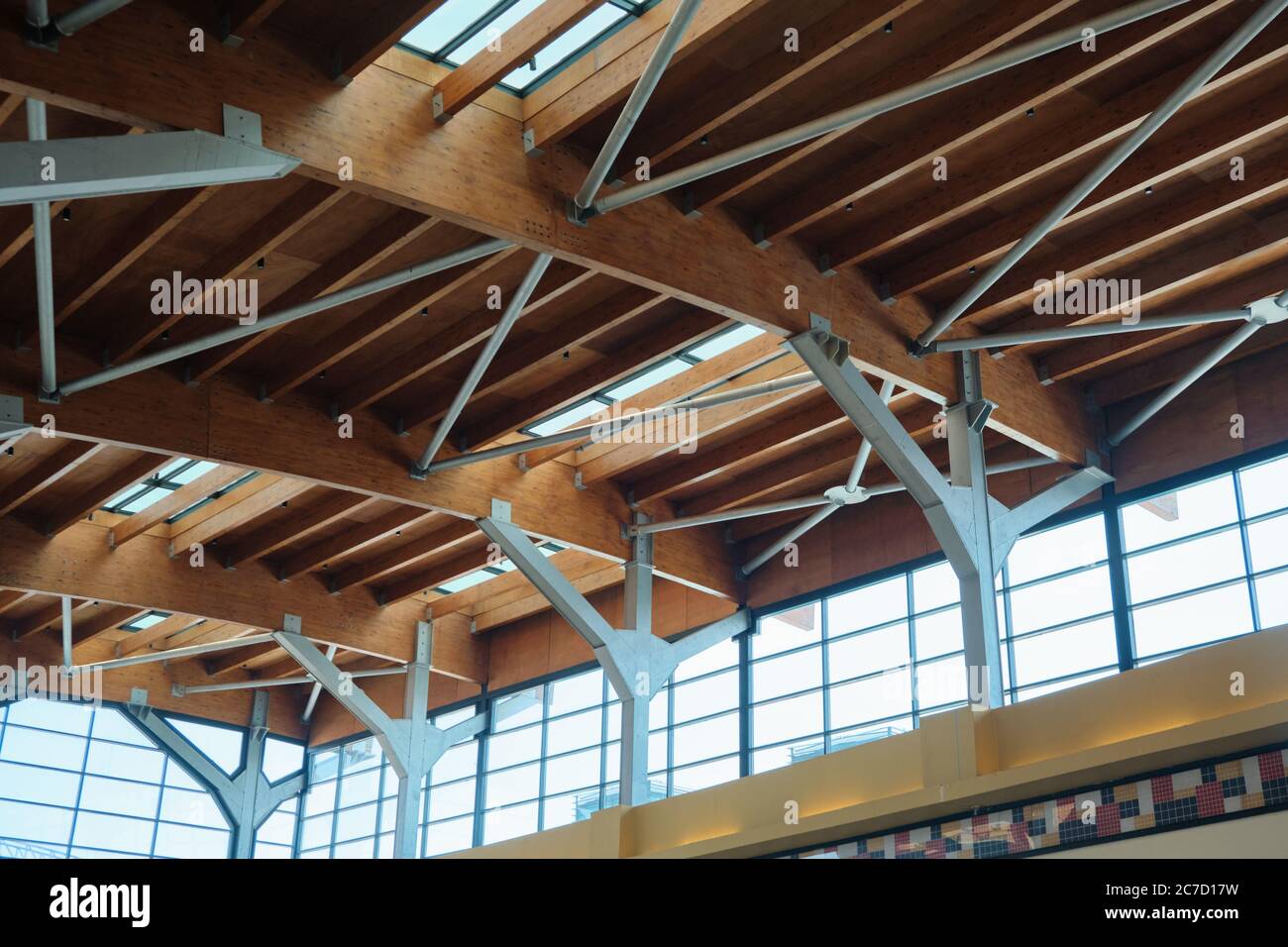 metal supporting structures of the truss ceiling Stock Photo - Alamy