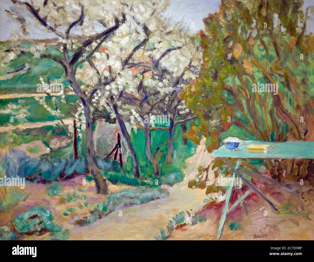 Green gallery hi-res stock photography and images - Alamy