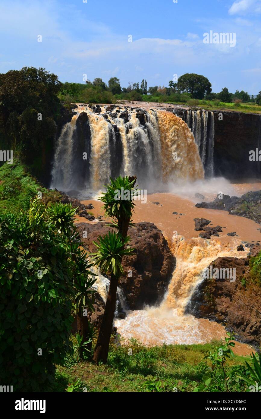 Ethiopian waterfall hi-res stock photography and images - Alamy