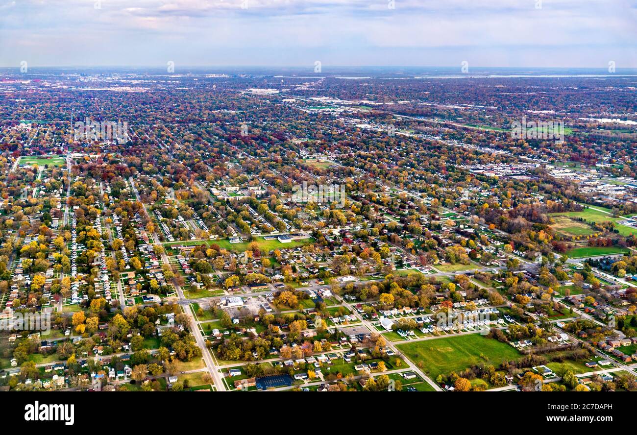 Aerial residential neighborhood suburban hi-res stock photography and ...