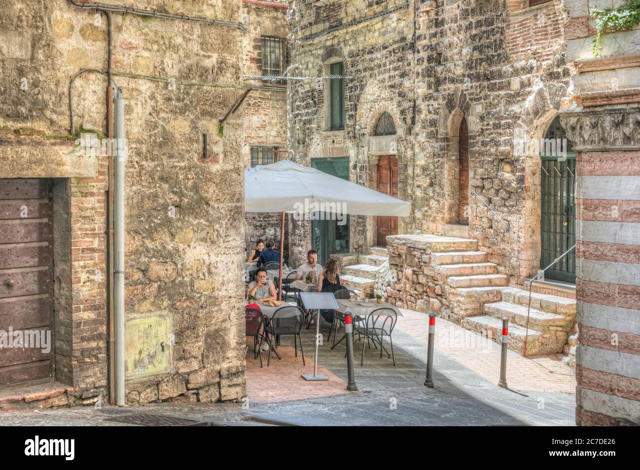 Medieval aqueduct perugia hi-res stock photography and images - Alamy