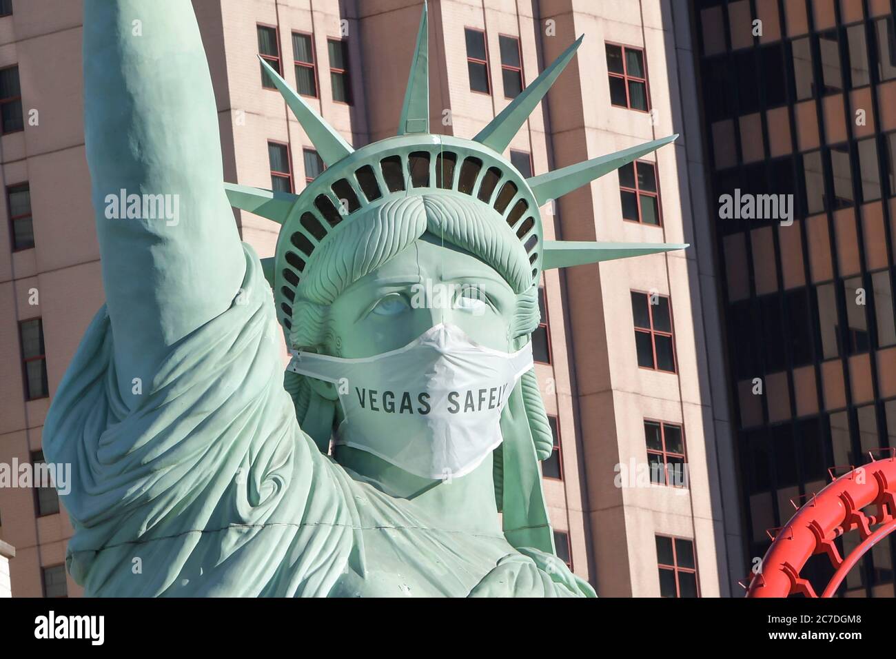 Las vegas liberty mask hi-res stock photography and images - Alamy