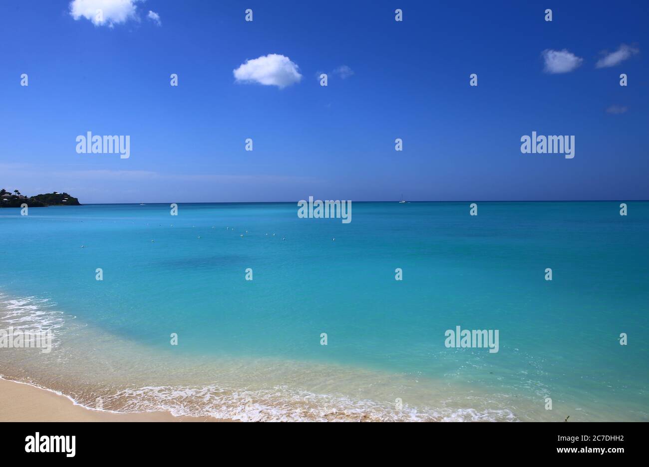 Beautiful beach in Antigua, Caribbean Stock Photo - Alamy