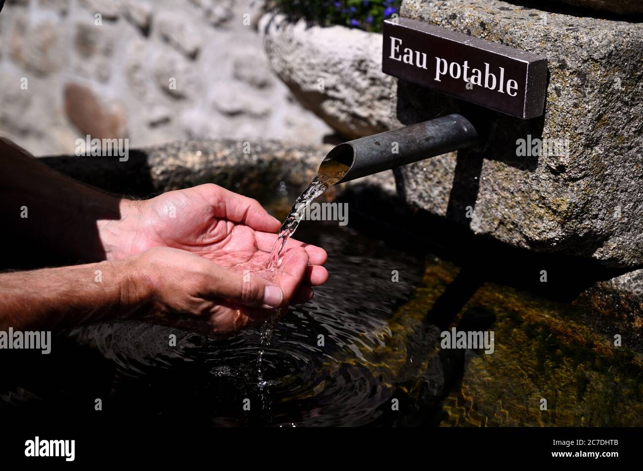 Drinking water pollution hi-res stock photography and images - Alamy