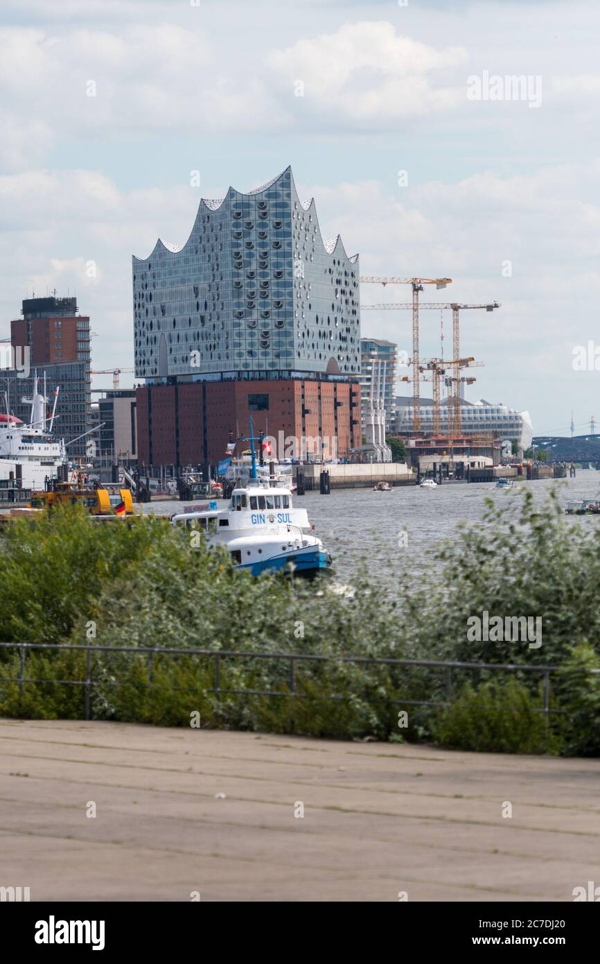 Elbphilharmonie (Elphi), Hamburg, Hafencity, Hafen, 13.07.2020 Stock ...