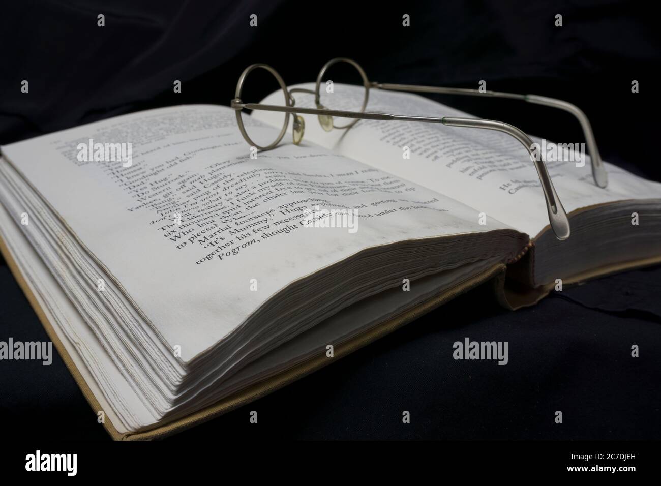 Open book with glasses hi-res stock photography and images - Alamy