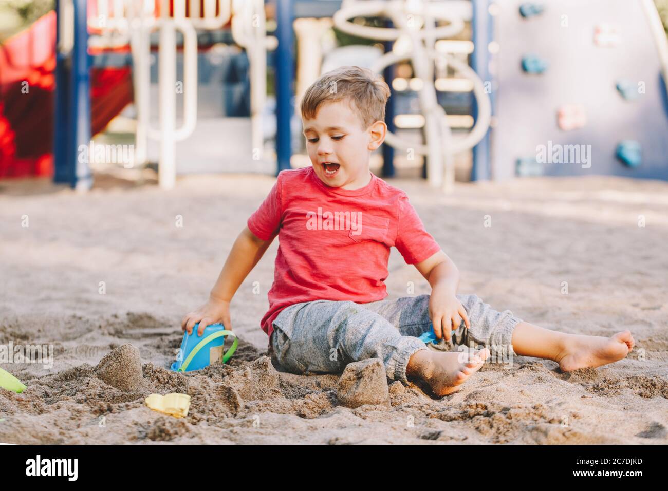 Sandcastle skills hi-res stock photography and images - Alamy