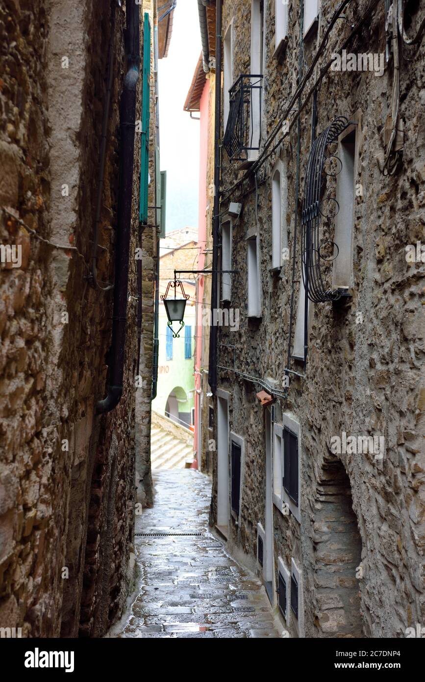 Village of perinaldo hi-res stock photography and images - Alamy