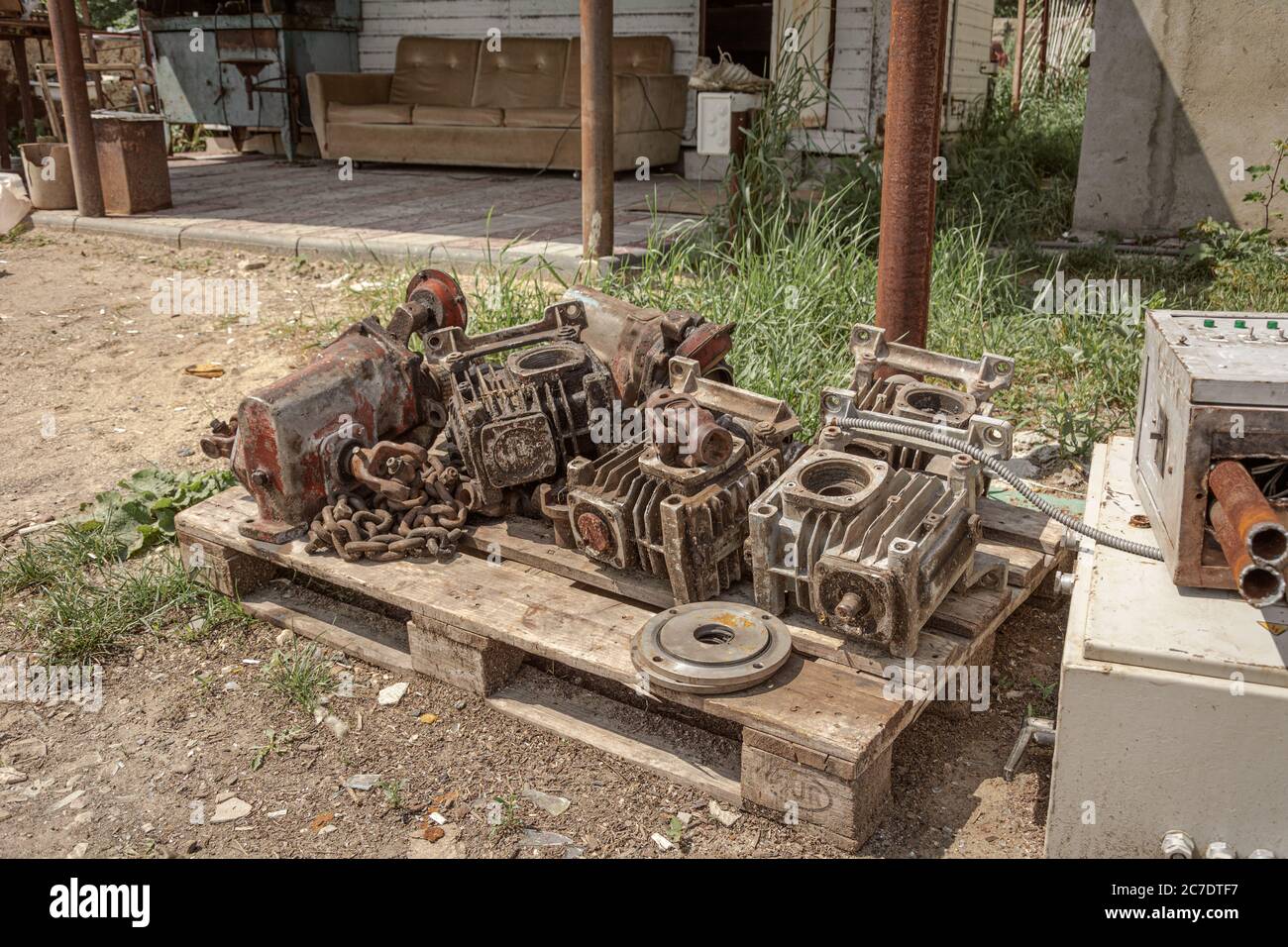 Scrap base. Scrap metal at a metal recycle yard Stock Photo - Alamy