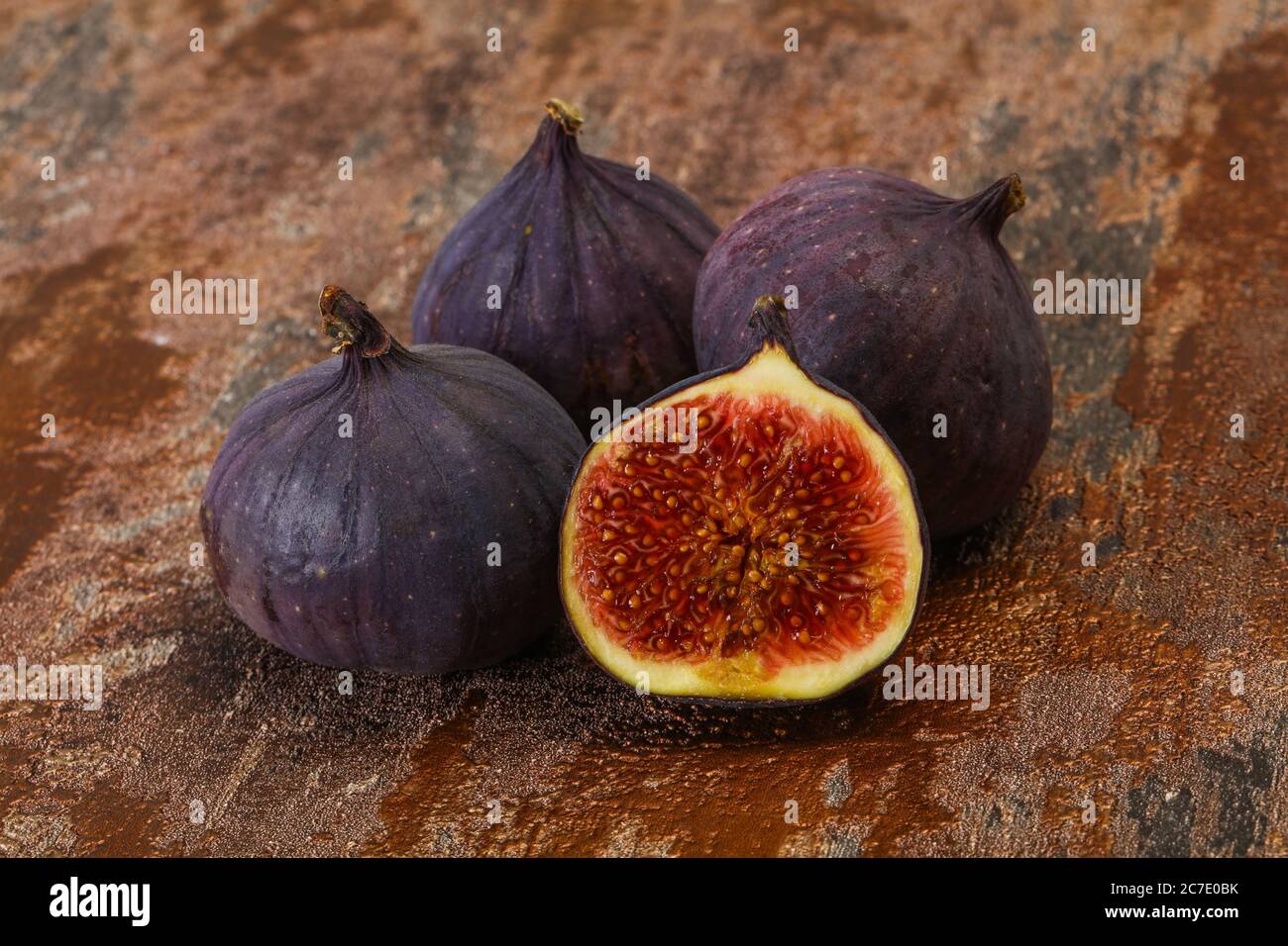 Ripe sweet fresh sliced fig fruit Stock Photo - Alamy