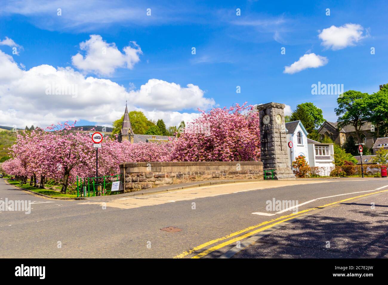 Dollar scotland spring hi-res stock photography and images - Alamy