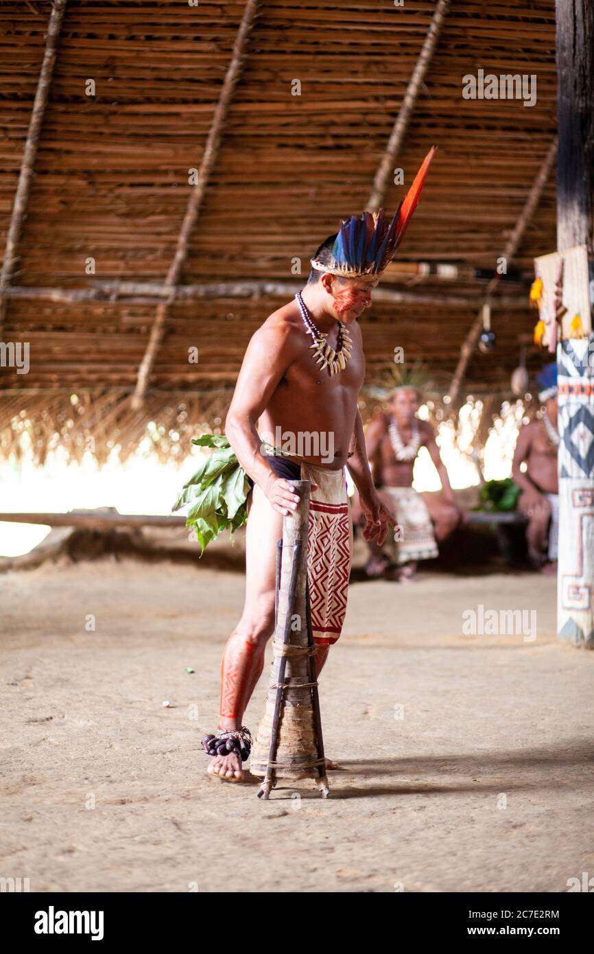 Tribal leader hi-res stock photography and images - Alamy