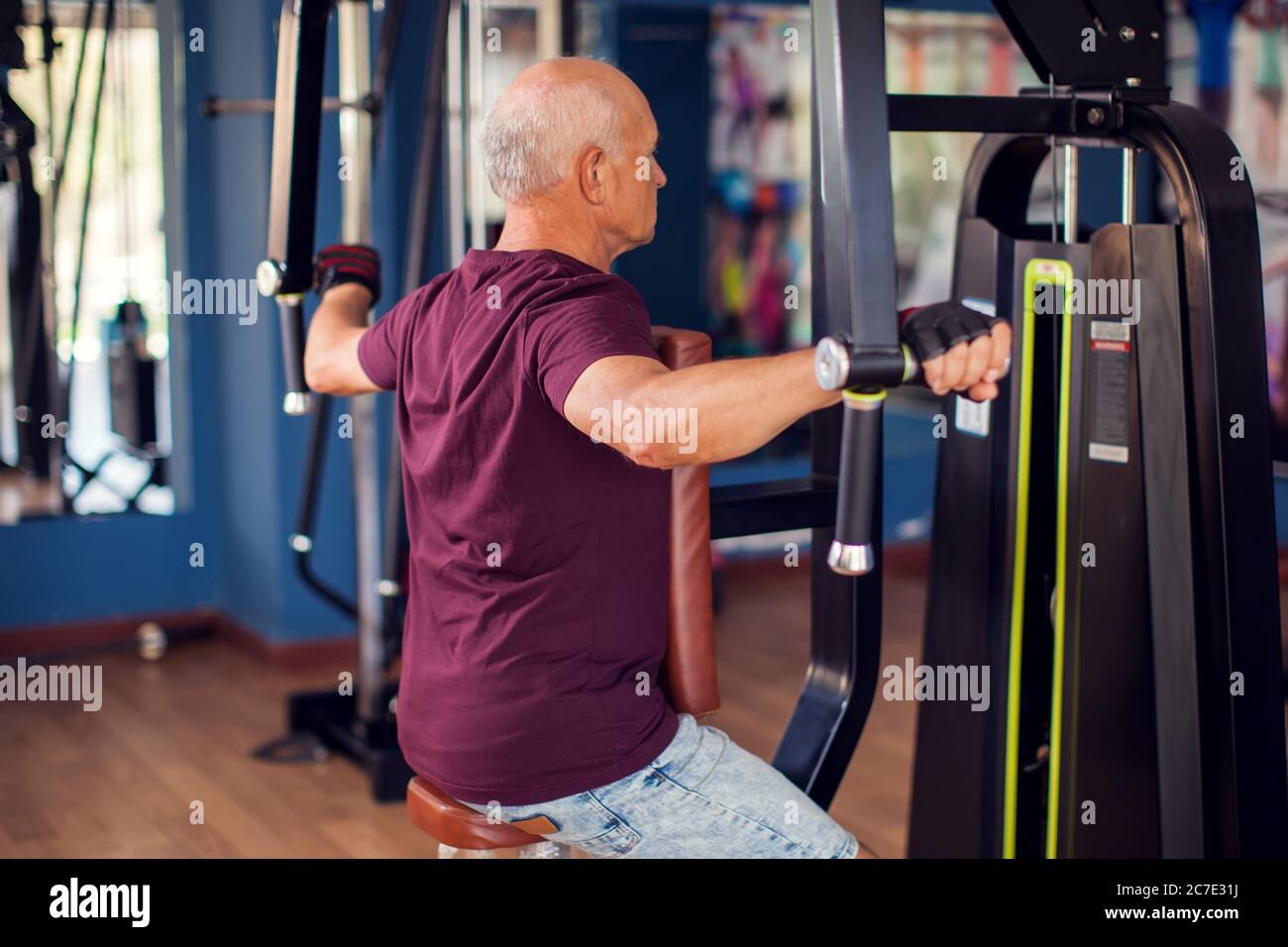 Senior bodybuilding hi-res stock photography and images - Alamy