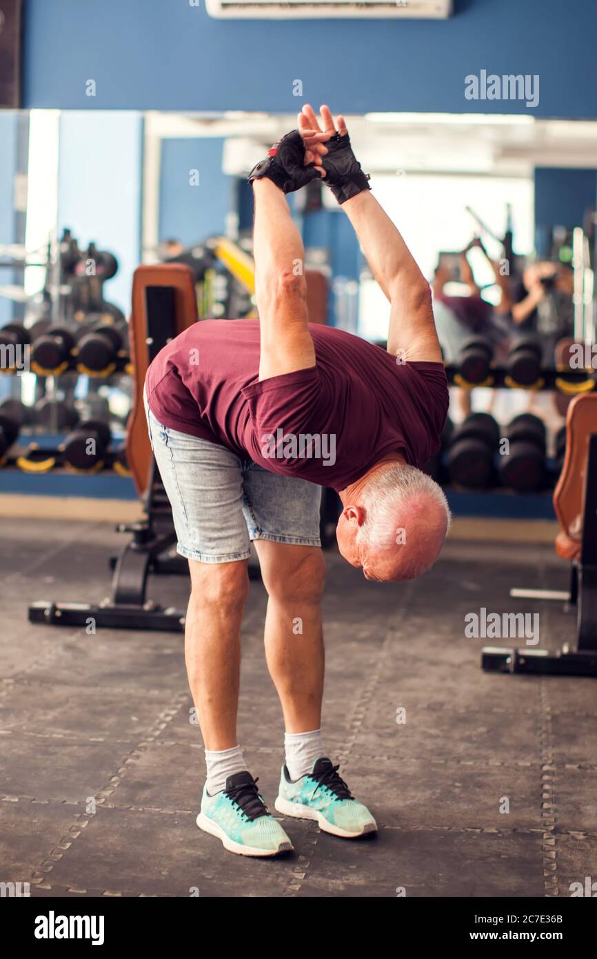 Older muscular man men hi-res stock photography and images - Alamy