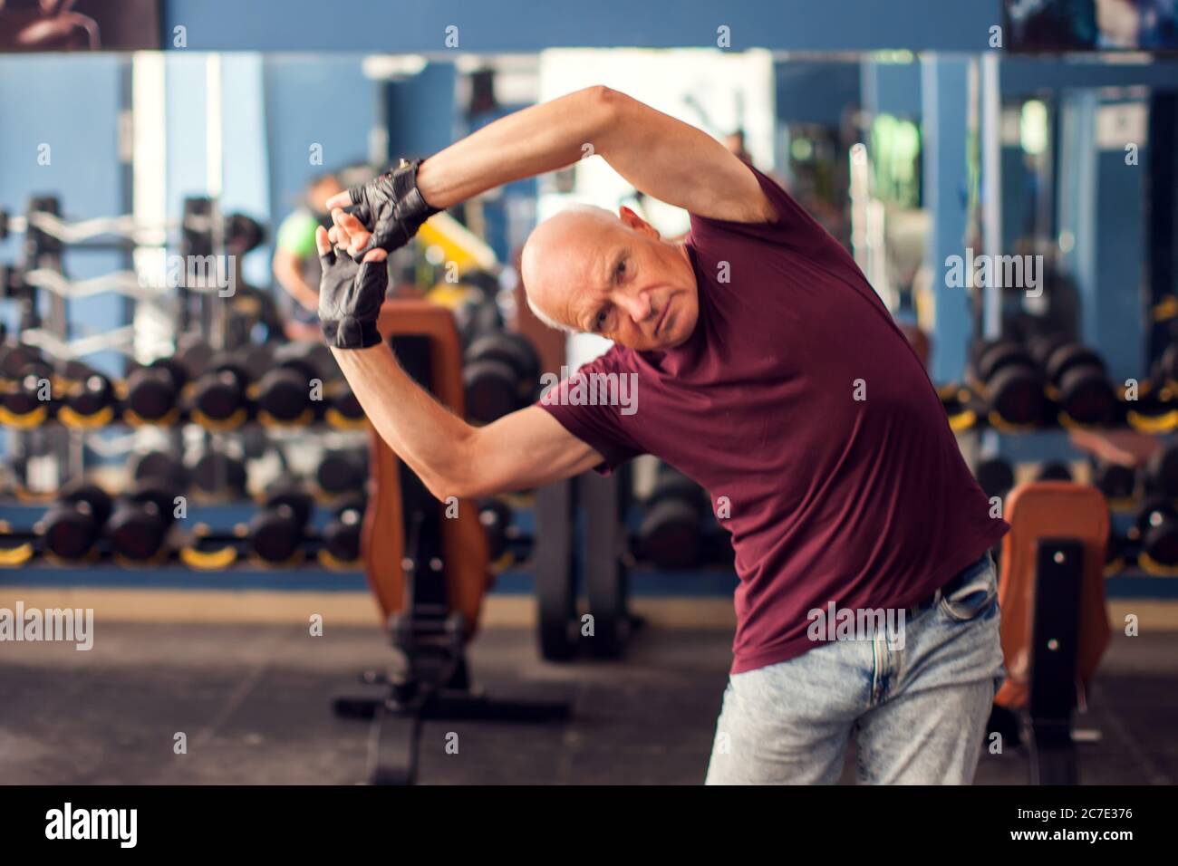 Older muscular man men hi-res stock photography and images - Alamy