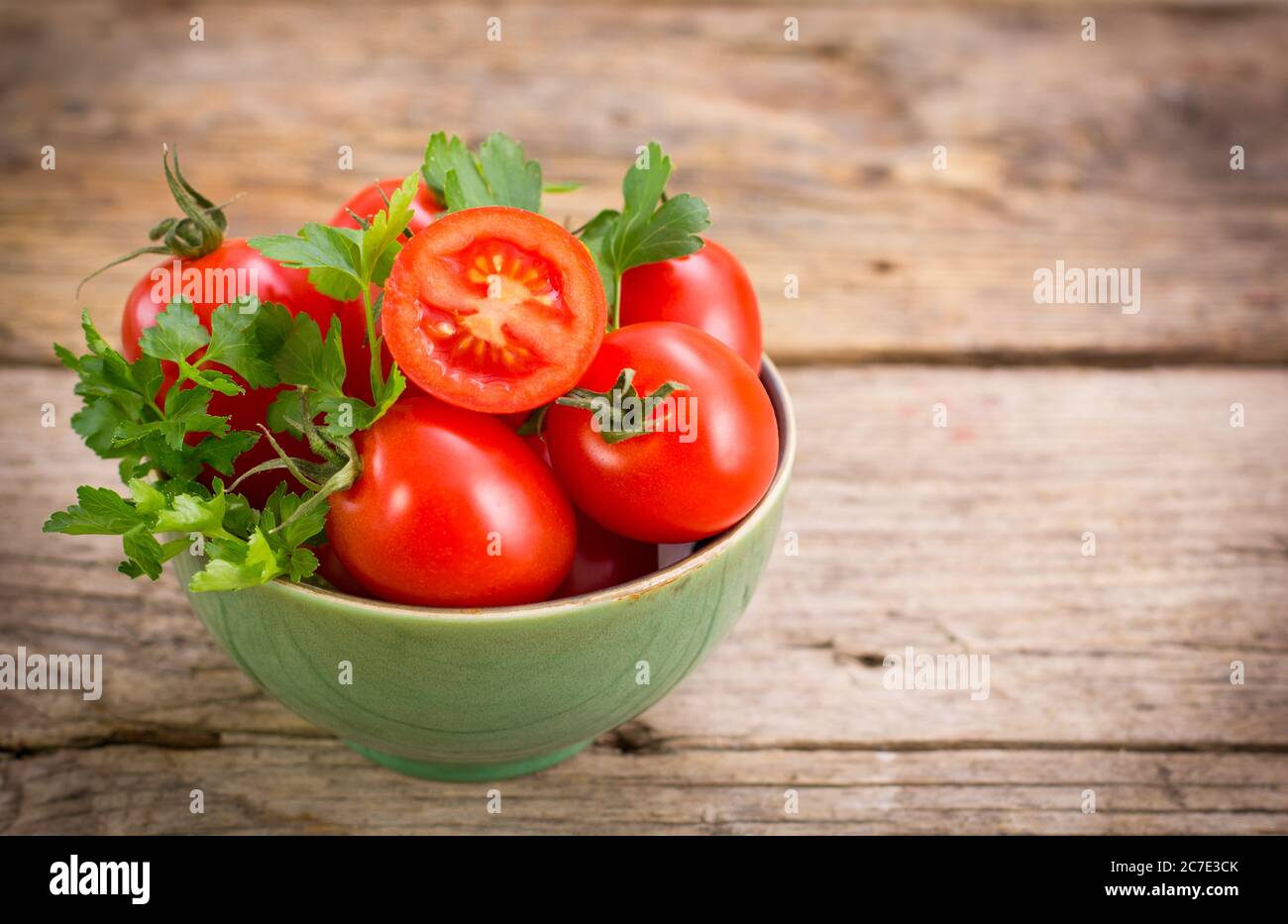 Fresh and ripe tomatoes Stock Photo - Alamy