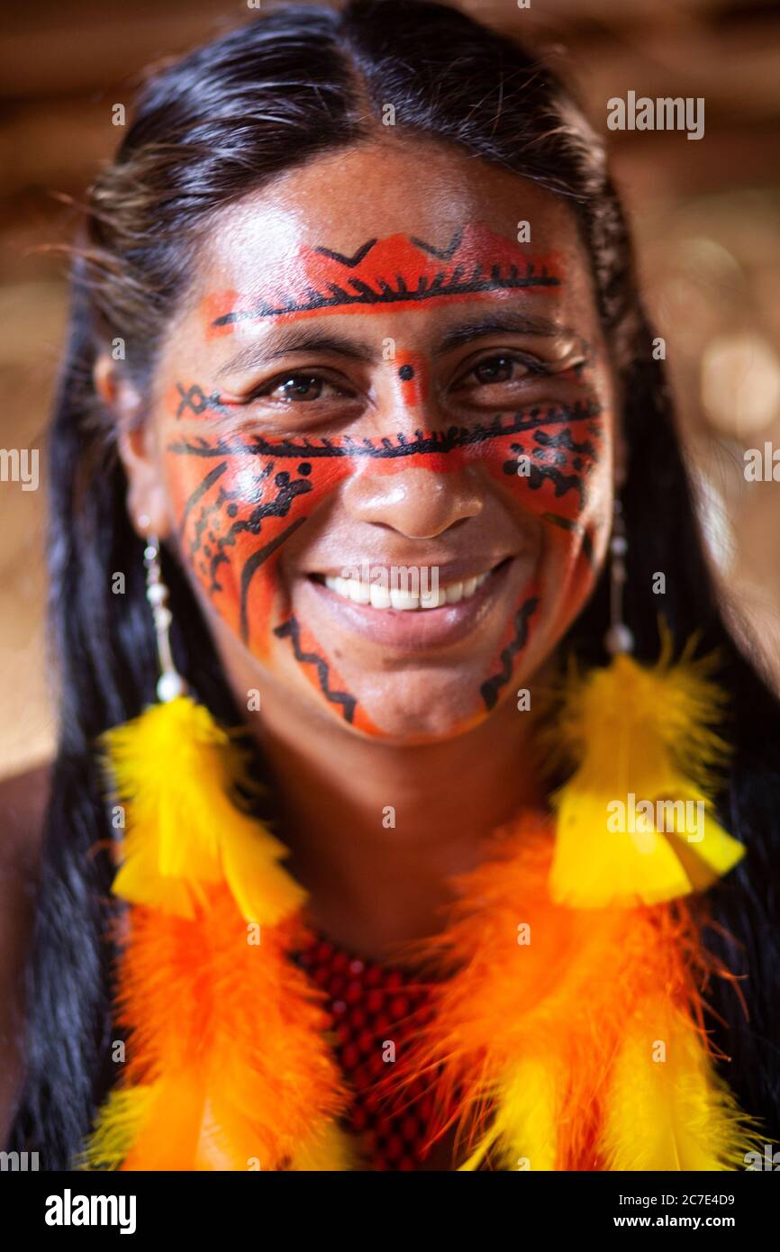 Native brazilian feathers hi-res stock photography and images - Alamy