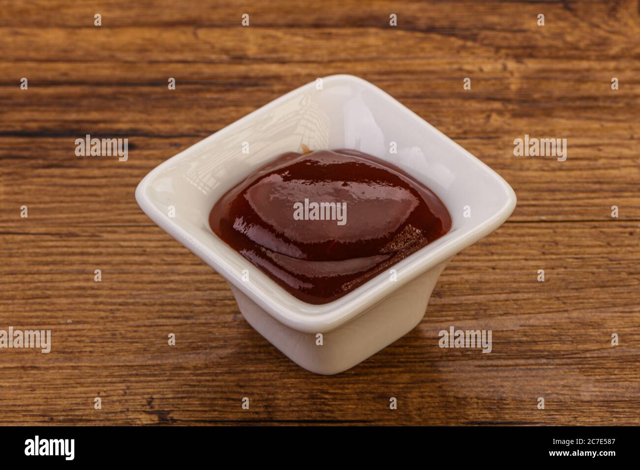 Traditional tomato Barbicue sauce in the bowl Stock Photo - Alamy